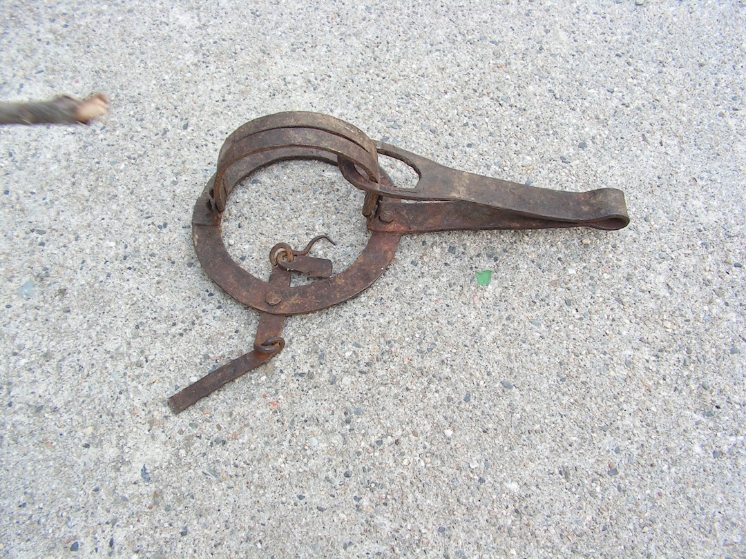 Antique Iron Trap Primitive Patina Trap Working Trap Rustic Trap Old ...