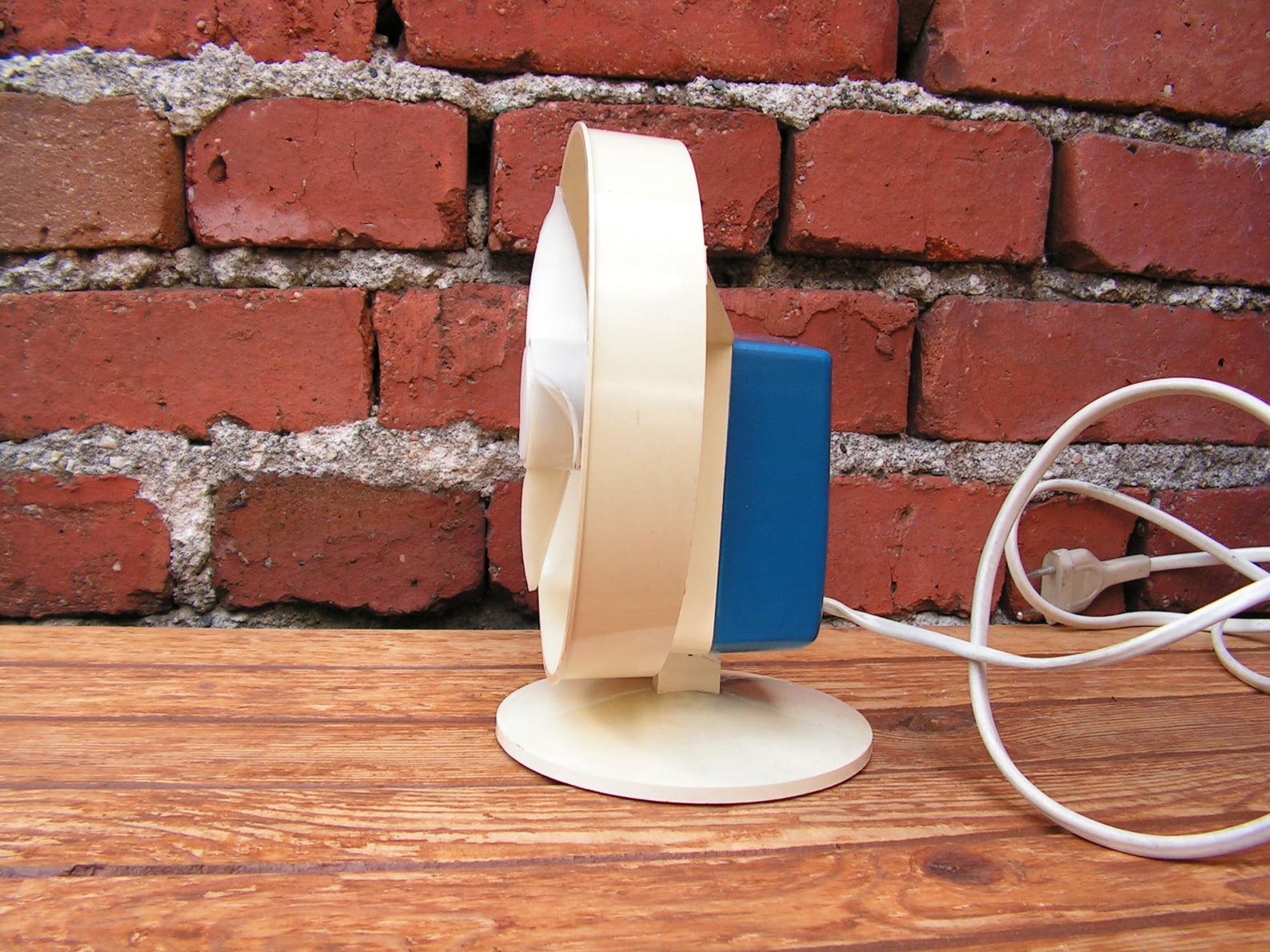 Vintage Working Electric Fan Retro Electric Ventilator Table Fan ...