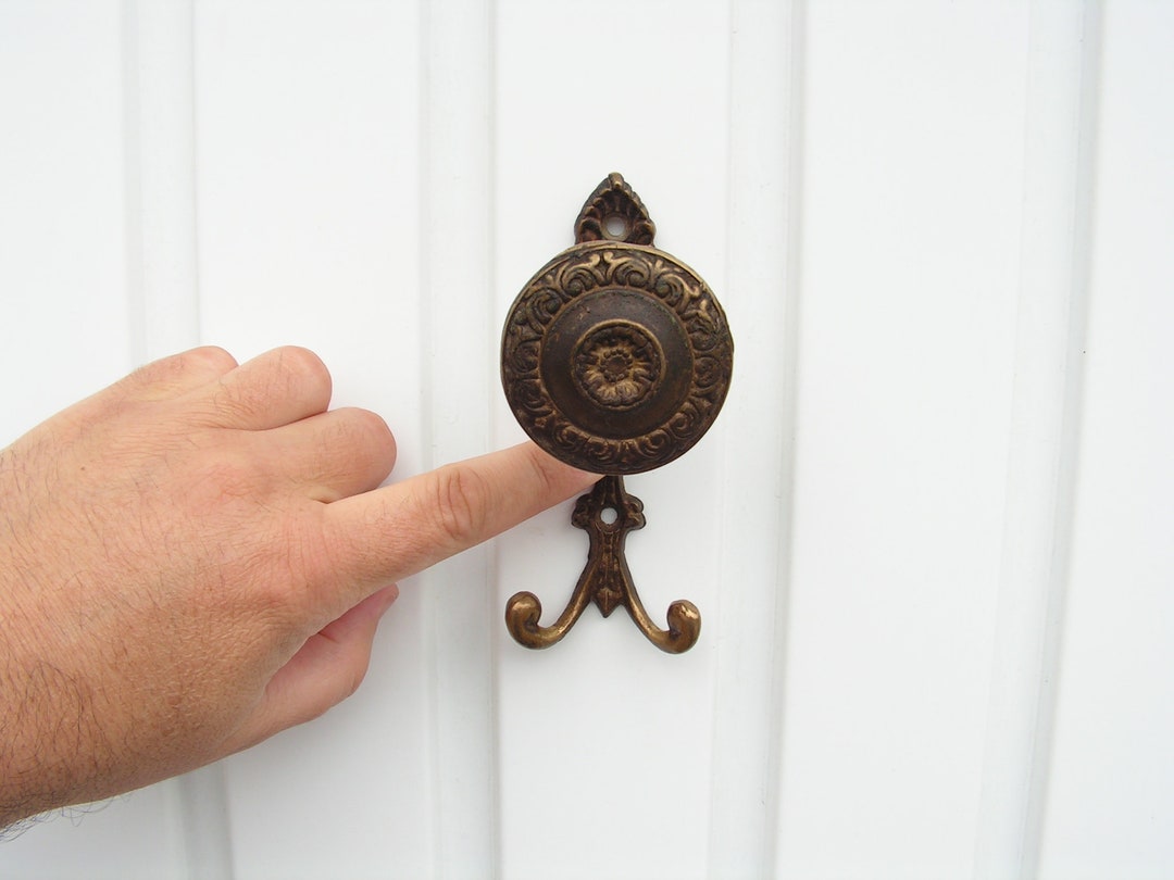 Vintage Bronze Hook Lovely Hook Ornaments Bronze Coat 2 Hooks Hanger ...