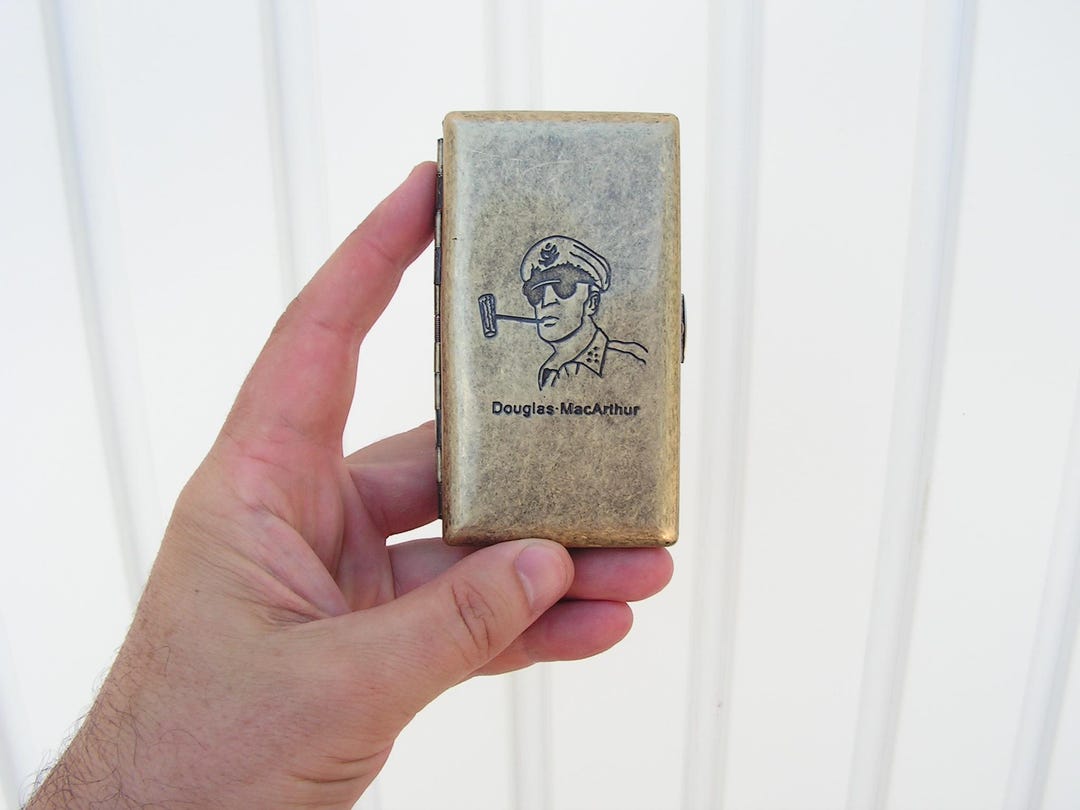 Vintage Engraved Metal Cigarette Case Douglas Macarthur Old Cigar Case ...