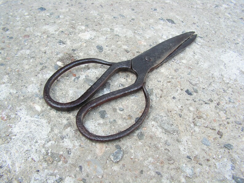 Antique Black Scissors 1800s Primitive Hand-forged Scissors - Etsy