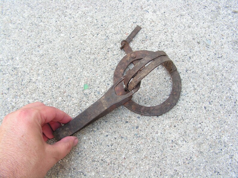 Antique Iron Trap Primitive Patina Trap Working Trap Rustic | Etsy