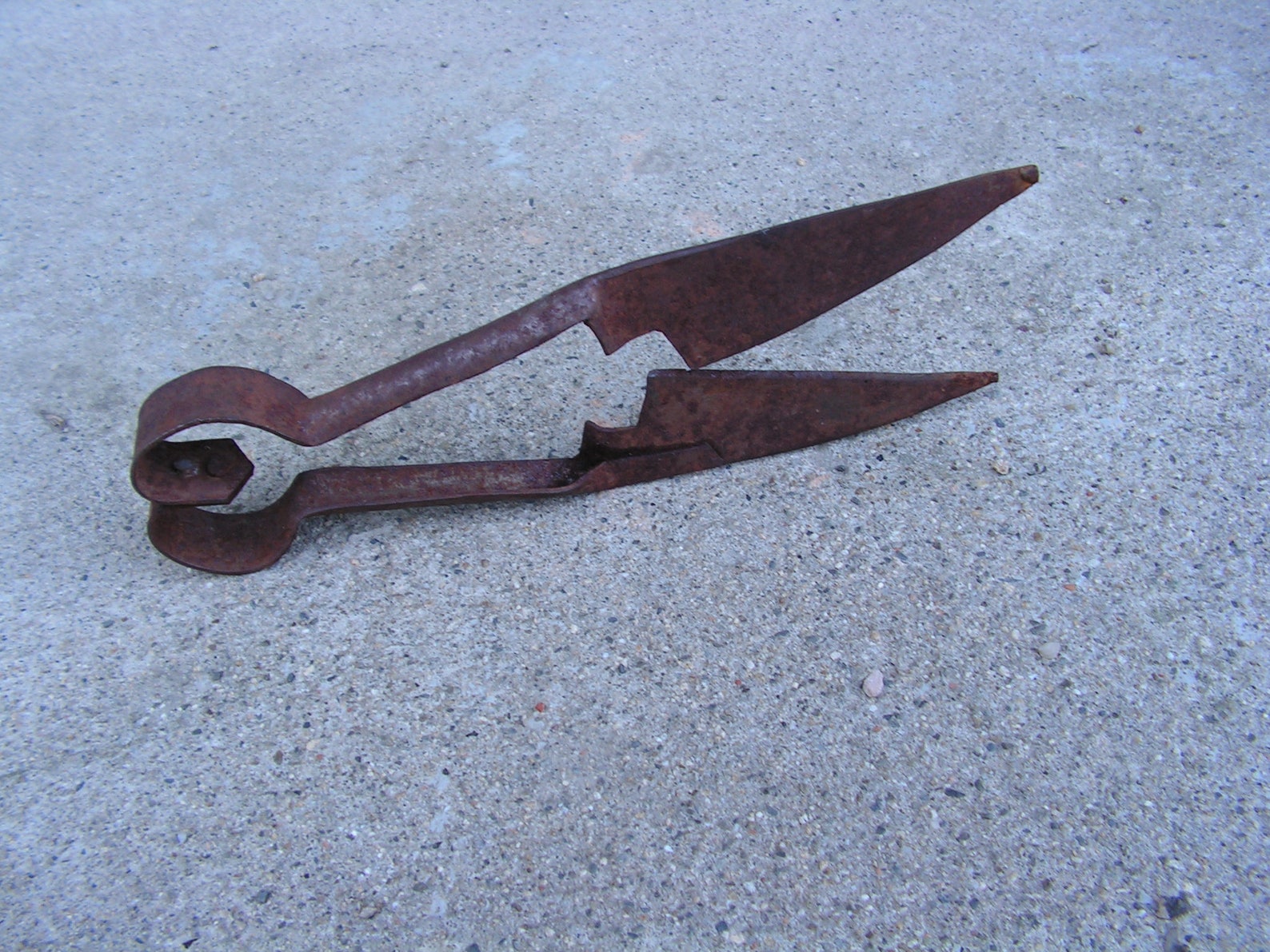 Antique Sheep Shear Primitive Sheep Shear Large Rust Scissors Hand ...