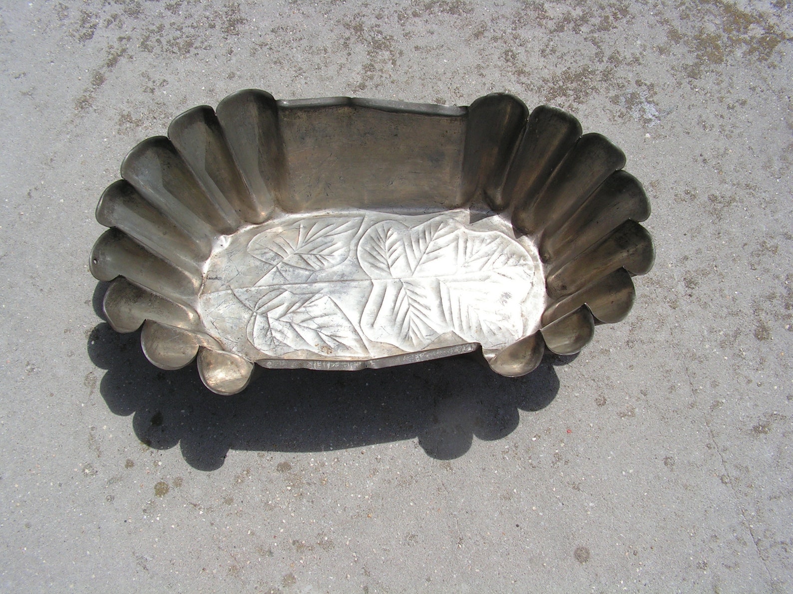 Vintage Big Shaped Mold Tin Cake Mold Baking Tin Mold Form of Cake Form ...