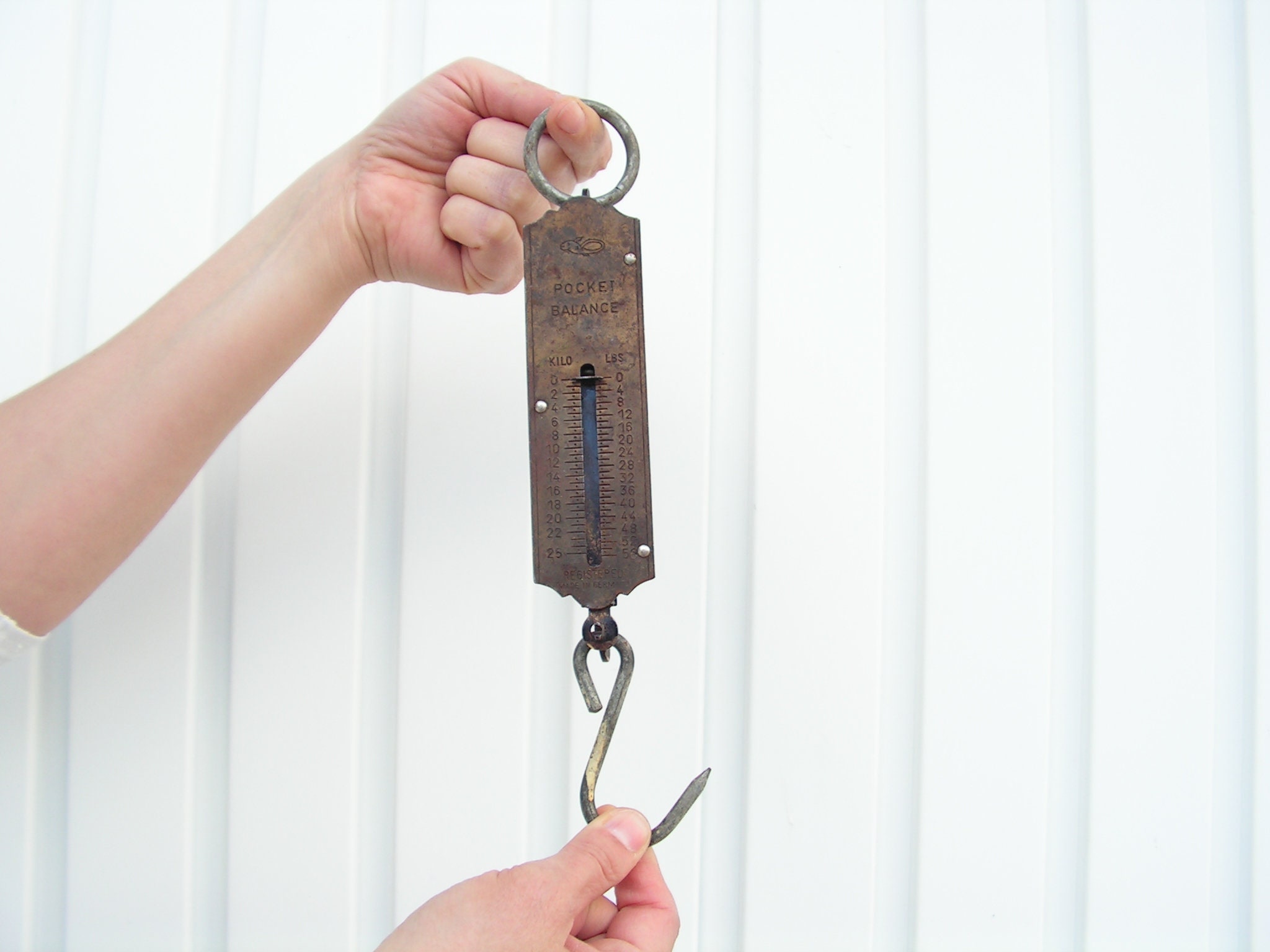 Kitchen & Dining Scales up to 10kg Hanging scale hook Old pocket scale ...