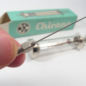 Glass Syringe CHIRANA Glass 10ml Syringe With Needle Pharmacy Décor ...