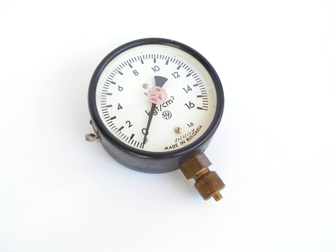 Vintage Bulgaria Gauge Old Manometer Professional Pressure Measuring ...