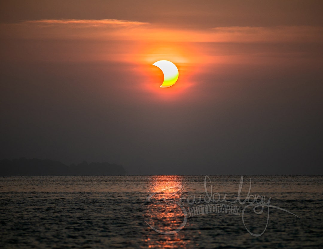 Partial Solar Eclipse - Michigan - 2021 - Photo, Fine Art Print - Etsy