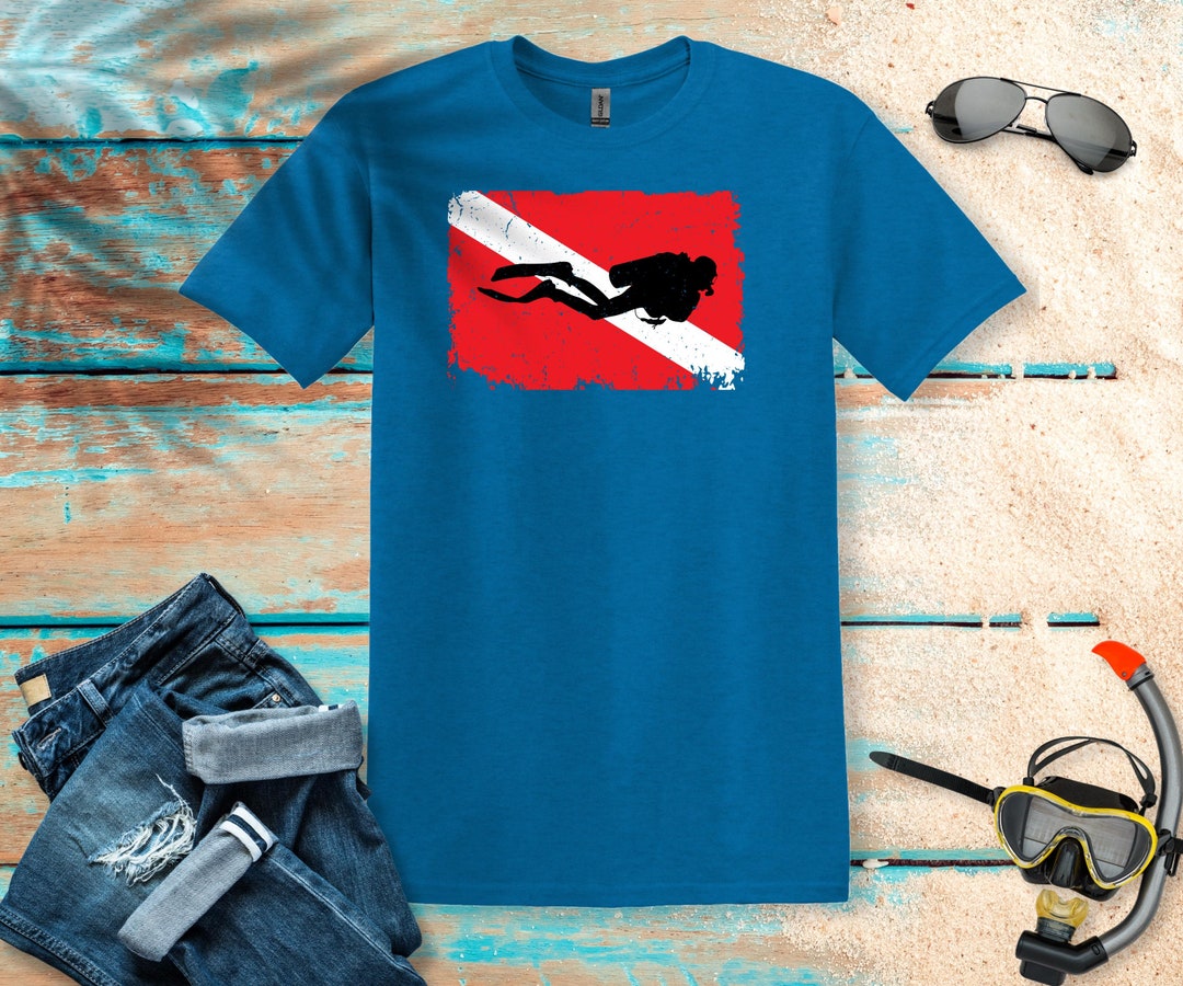 Vintage Diver Dive Flag T-shirt | Diver Down Short Sleeve T-shirt ...