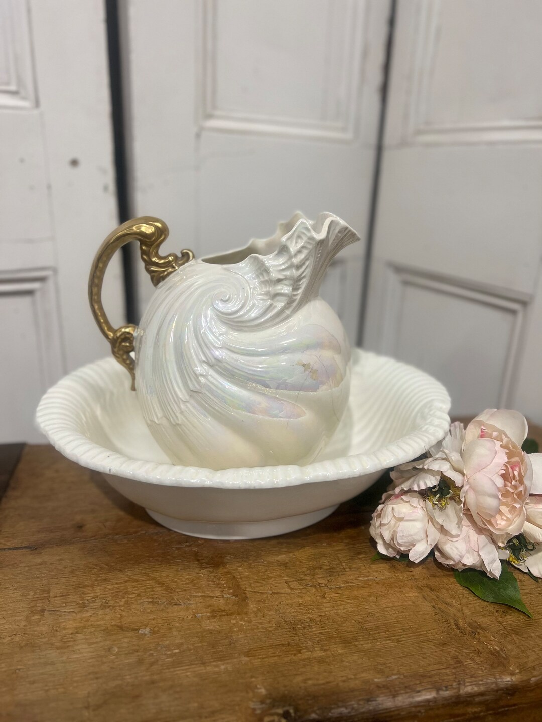 Old Iridescent Shell Shaped Jug and Bowl Set With Gold Handle. Old ...