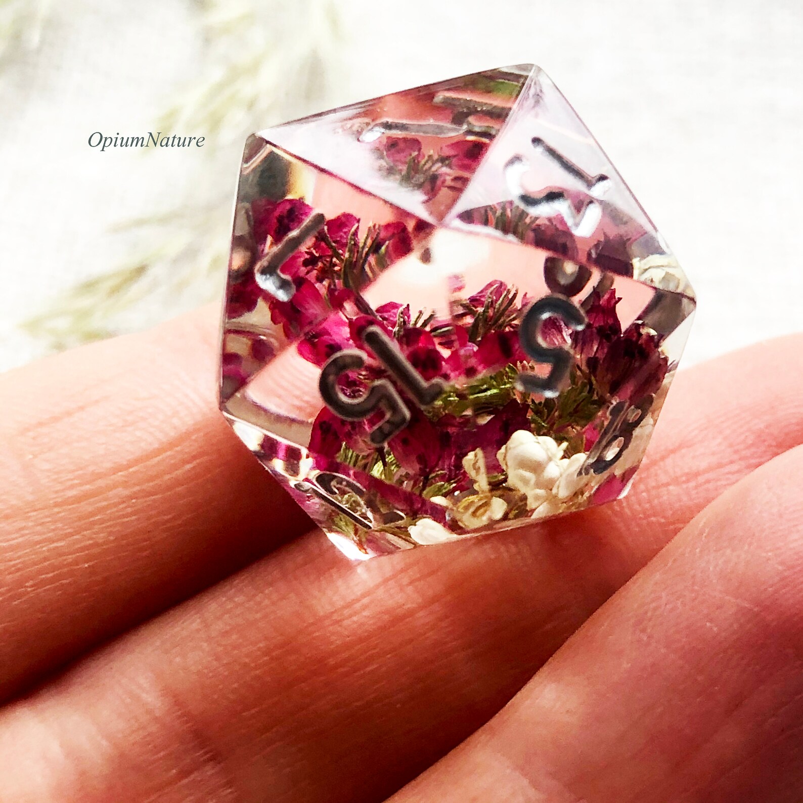 D20 Dice With Real Pink Heather Critical Role Resin Polyhedral - Etsy