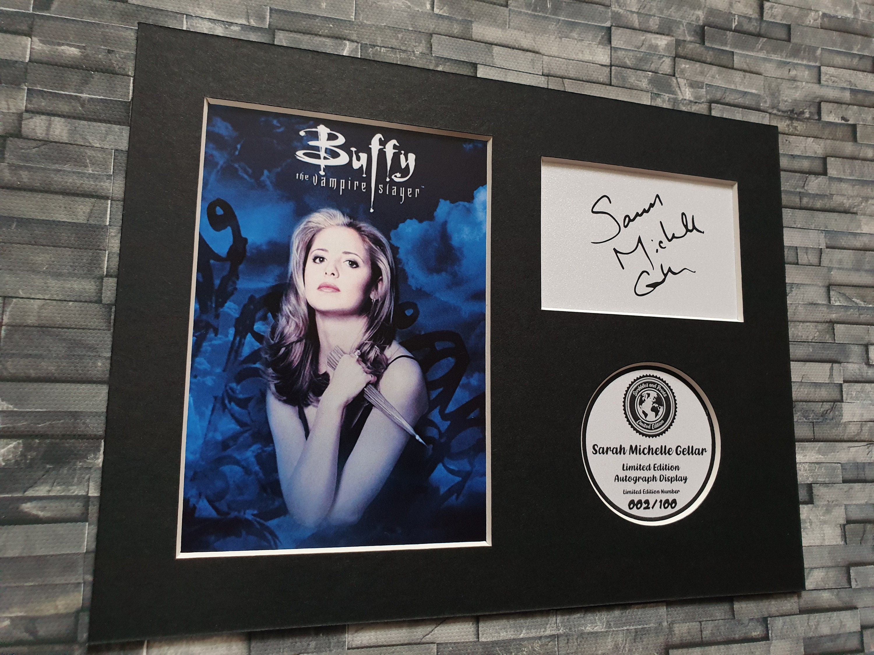 Sarah Michelle Gellar - Buffy the Vampire Slayer Limited Edition Signed ...