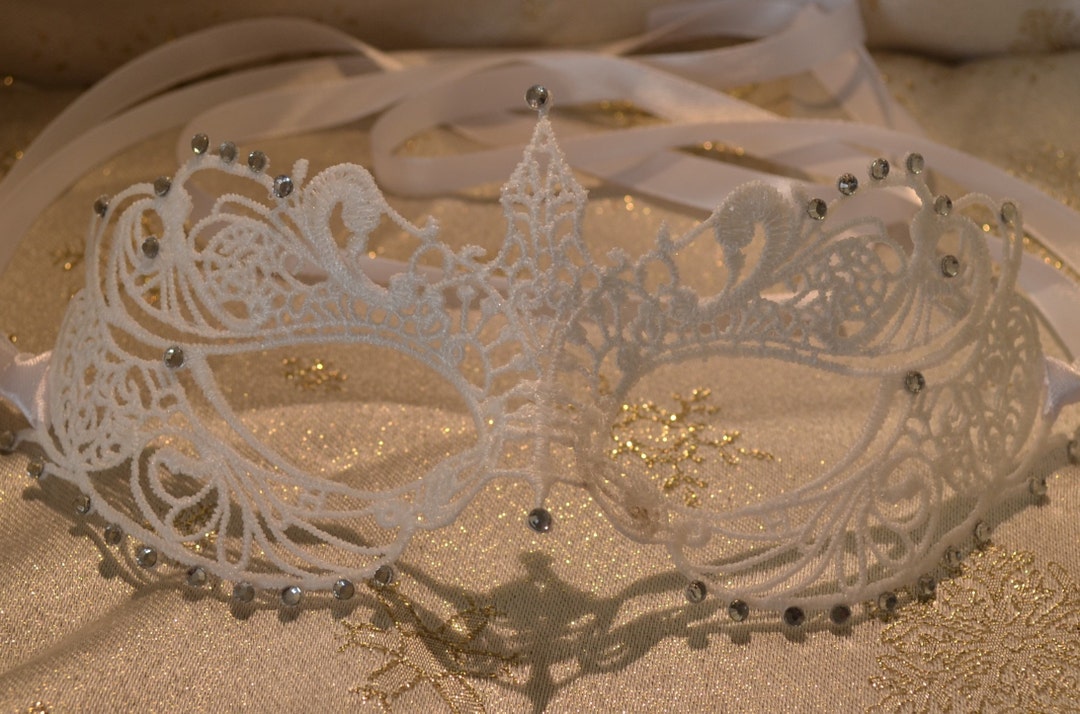 White Masquerade Mask With Clear Diamantes White Satin Ribbons ...