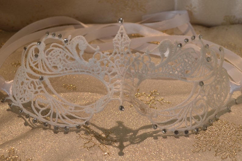 White Masquerade Mask With Clear Diamantes White Satin Ribbons ...