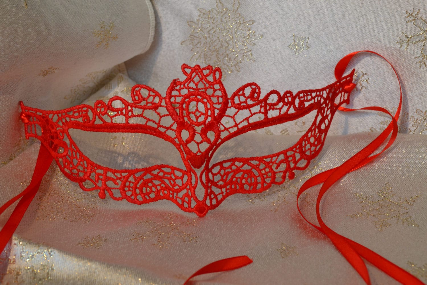 Red Lace Masquerade Mask Red Satin Ribbon Ties Weddings New - Etsy