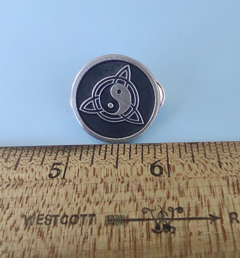 Trinity Yin Yang Celtic Knot Pin Triquetra Triskele Triskelion Celtic ...