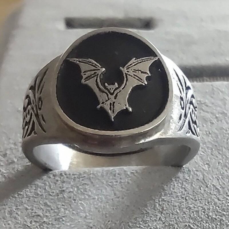Bat Ring - Etsy