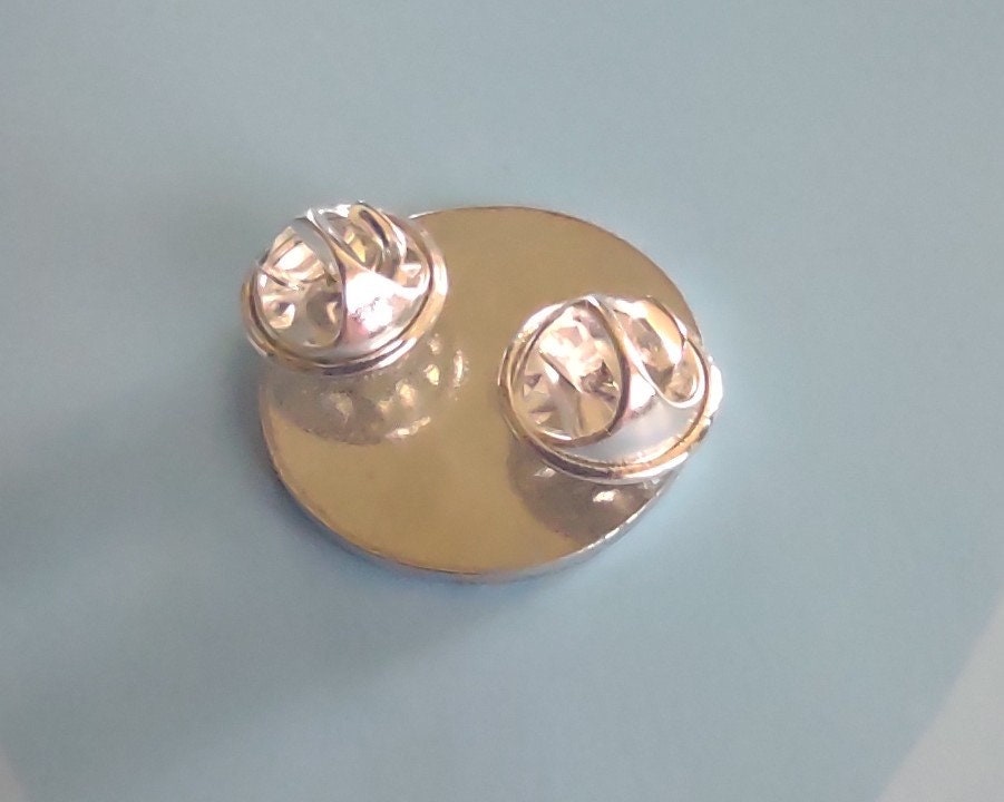 Trinity Yin Yang Celtic Knot Pin Triquetra Triskele Triskelion Celtic ...