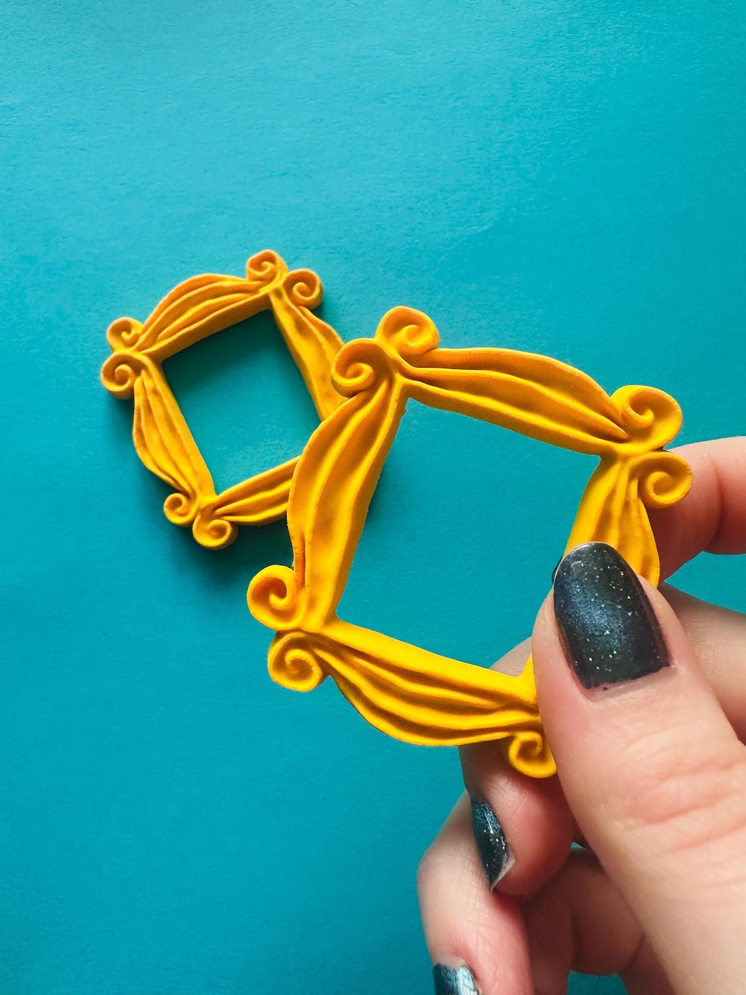 Friends Peephole Frame Magnet Set: Yellow Frame Picture Fridge Decor - Etsy