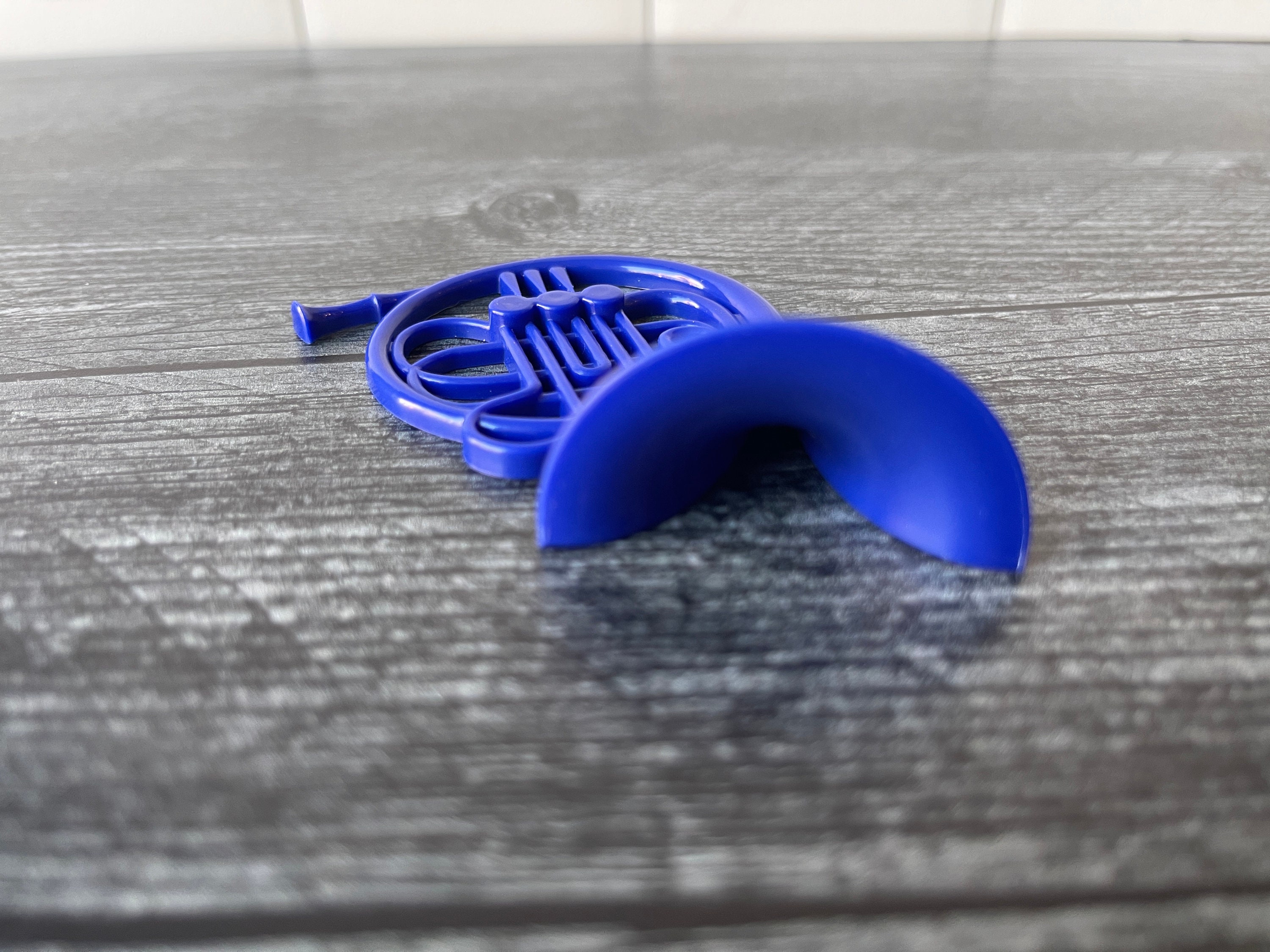 Blue French Horn Magnet/ HIMYM Merch/ Pop Culture Gift/ Fridge - Etsy