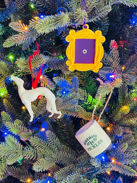 Friends ornament store