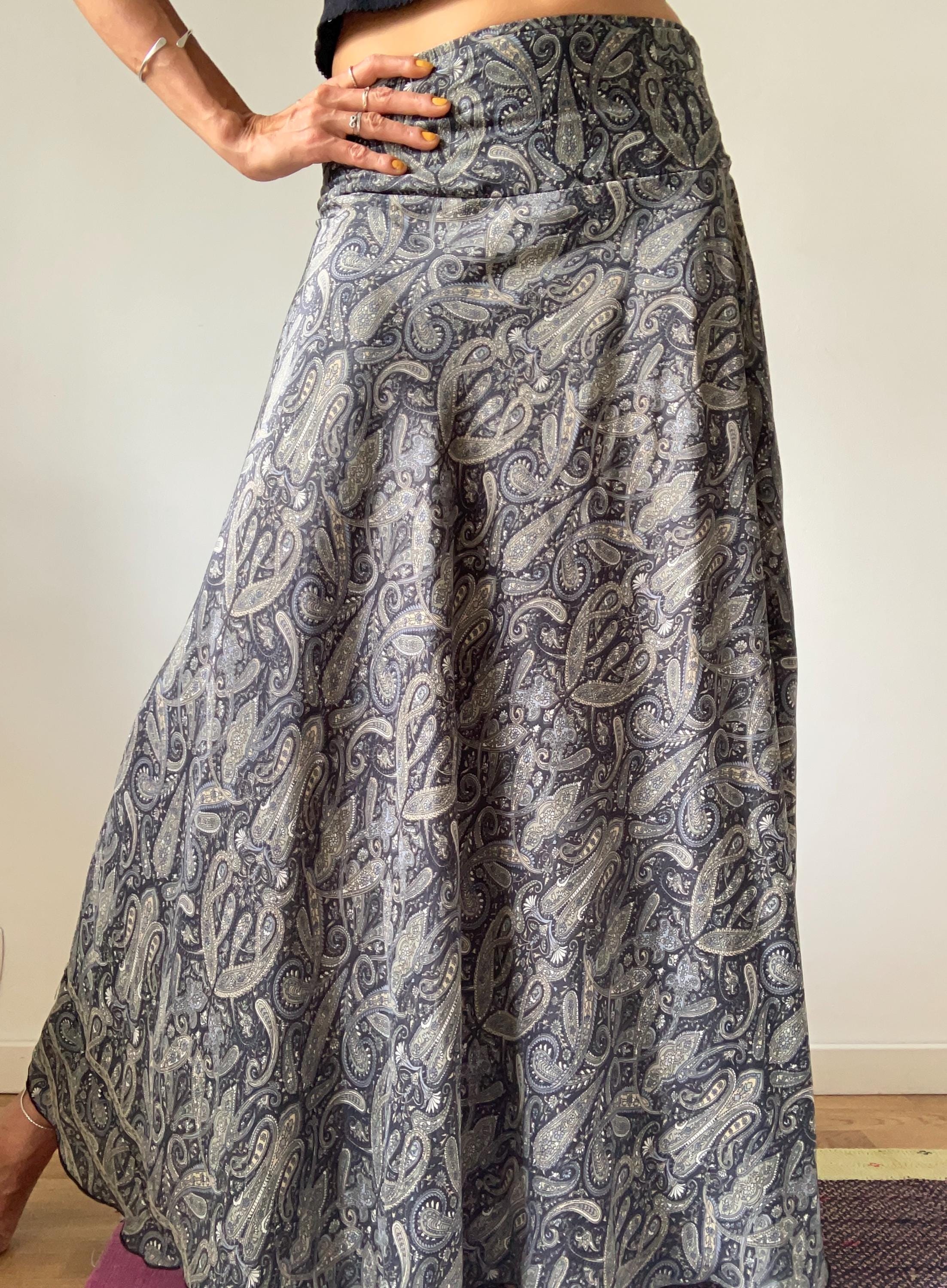 Modest Long Skirt Casual Everyday Outfit Boho Hippie Style Silky Flowy ...