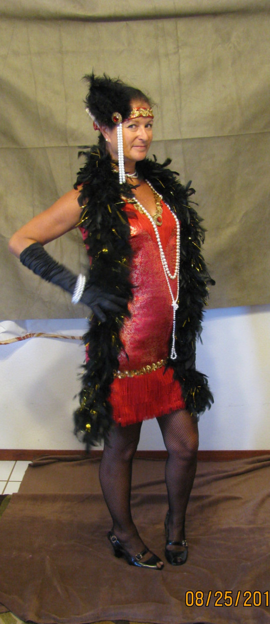 20's Flapper Costume in Red/gold Includes Dress, Boa, Gloves, Headpiece ...