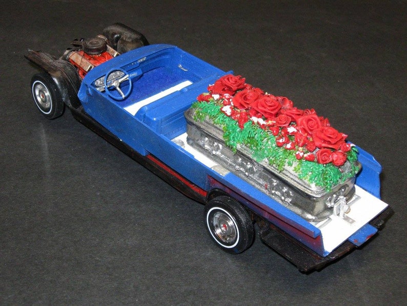 1:25 Scale Model Resin Casket Hearse - Etsy