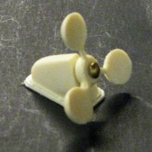 1:25 Scale Model Resin Fire Truck Buckeye Roto-ray Beacon Flush Mount ...