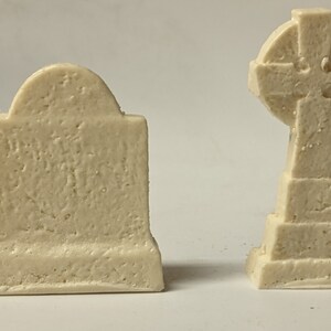 1:25 G Scale Model Resin Cemetery Tombstones Graveyard Headstones - Etsy