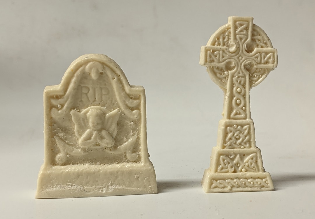 1:25 G Scale Model Resin Cemetery Tombstones Graveyard Headstones - Etsy