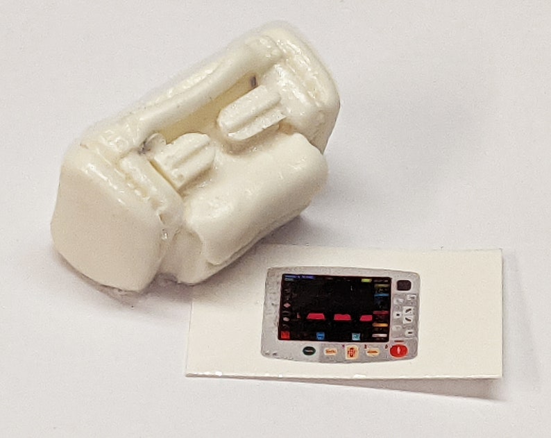 1:25 Scale Model Ambulance Lifepak EKG Defibrillator Bag - Etsy