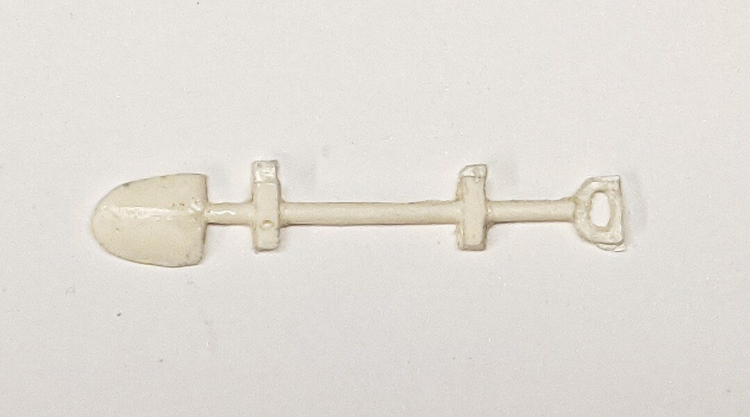 1:25 G Scale Model Resin Fire Truck Stowed Shovel Debris Wildfire Tool ...