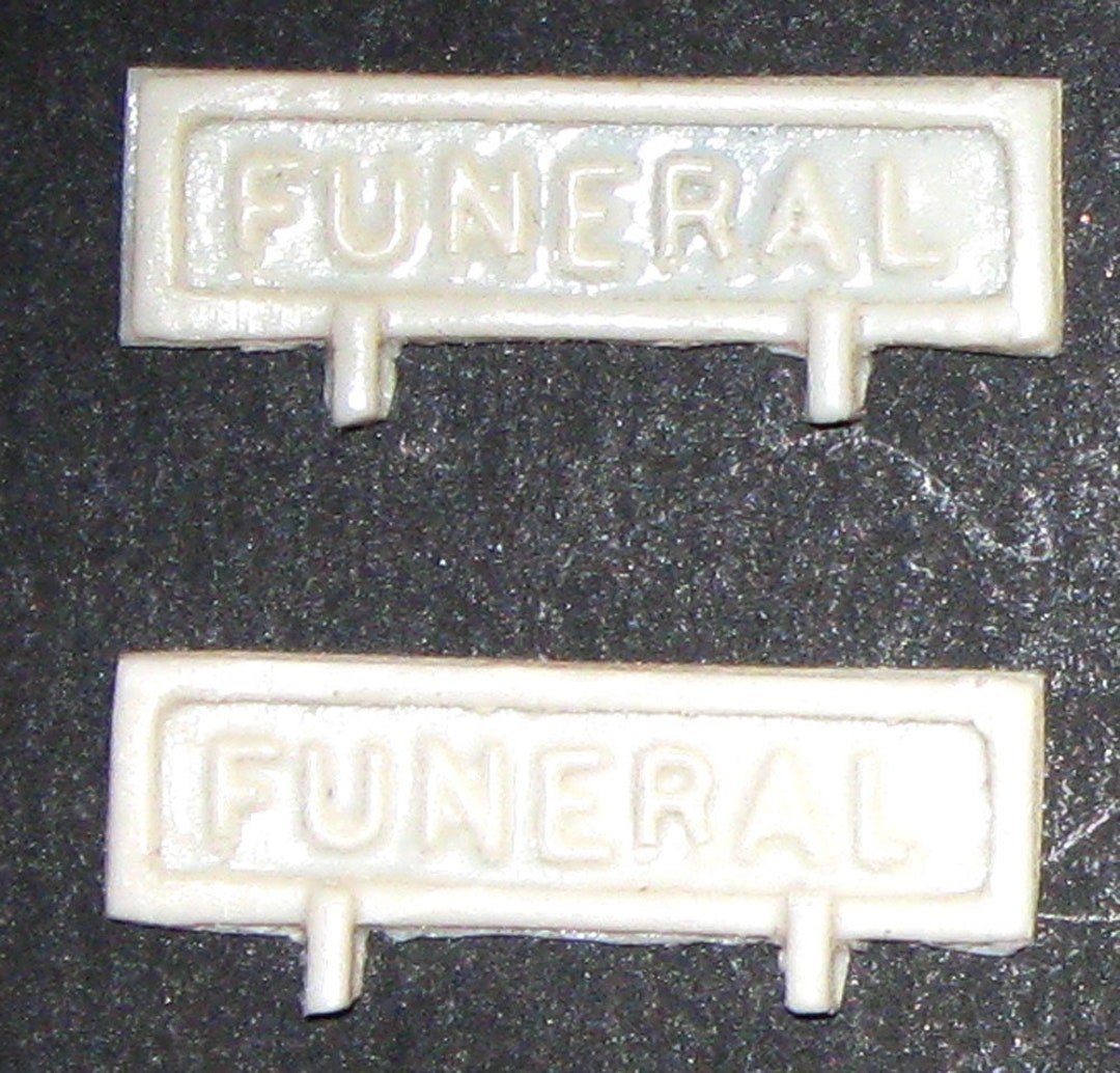 1/25 Scale Model Resin Miniature Hearse Funeral Window Signs Placards ...