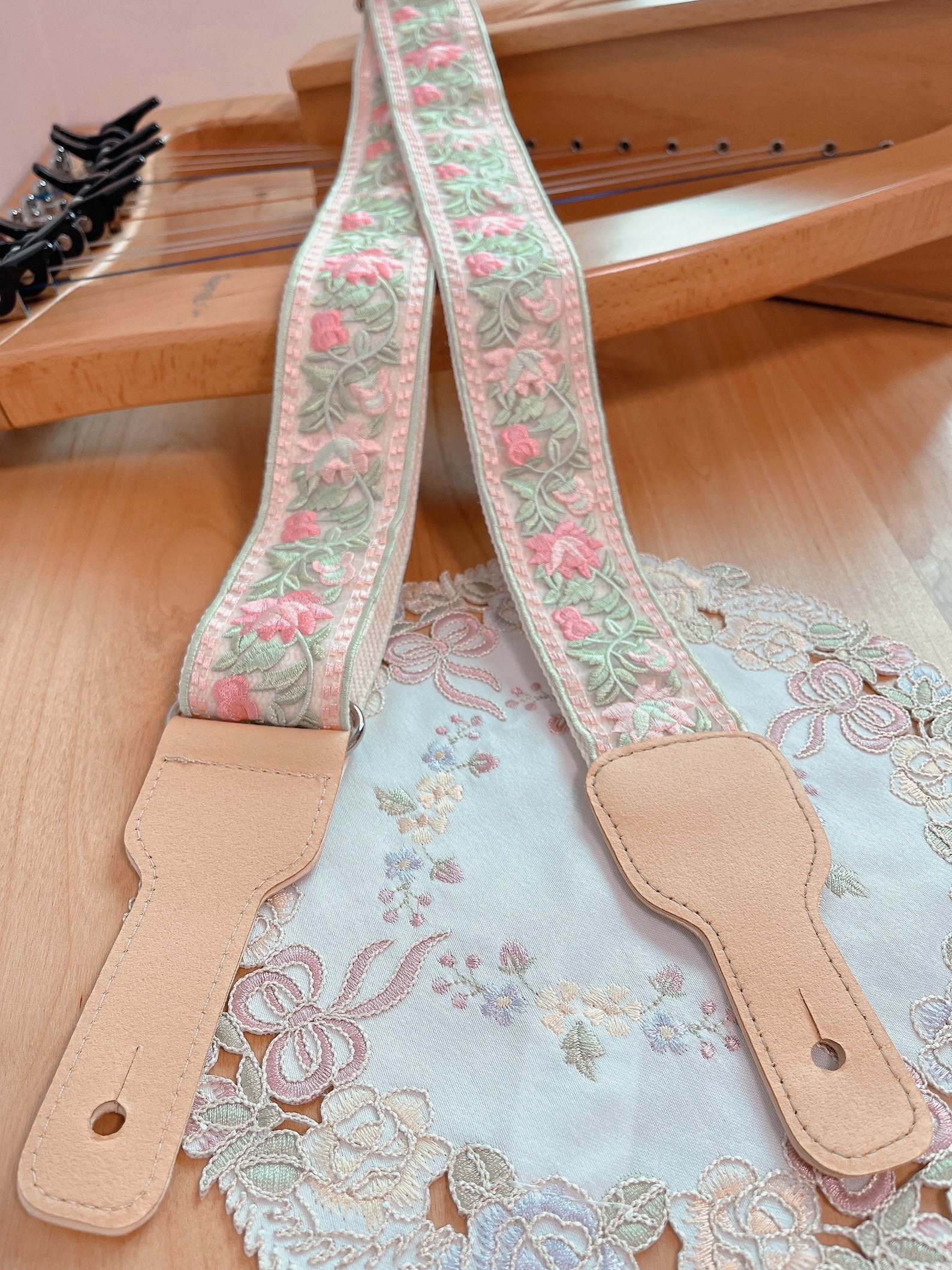Floral Country Style Embroidery Lace Harp Strap Ukulele Strap Guitar ...