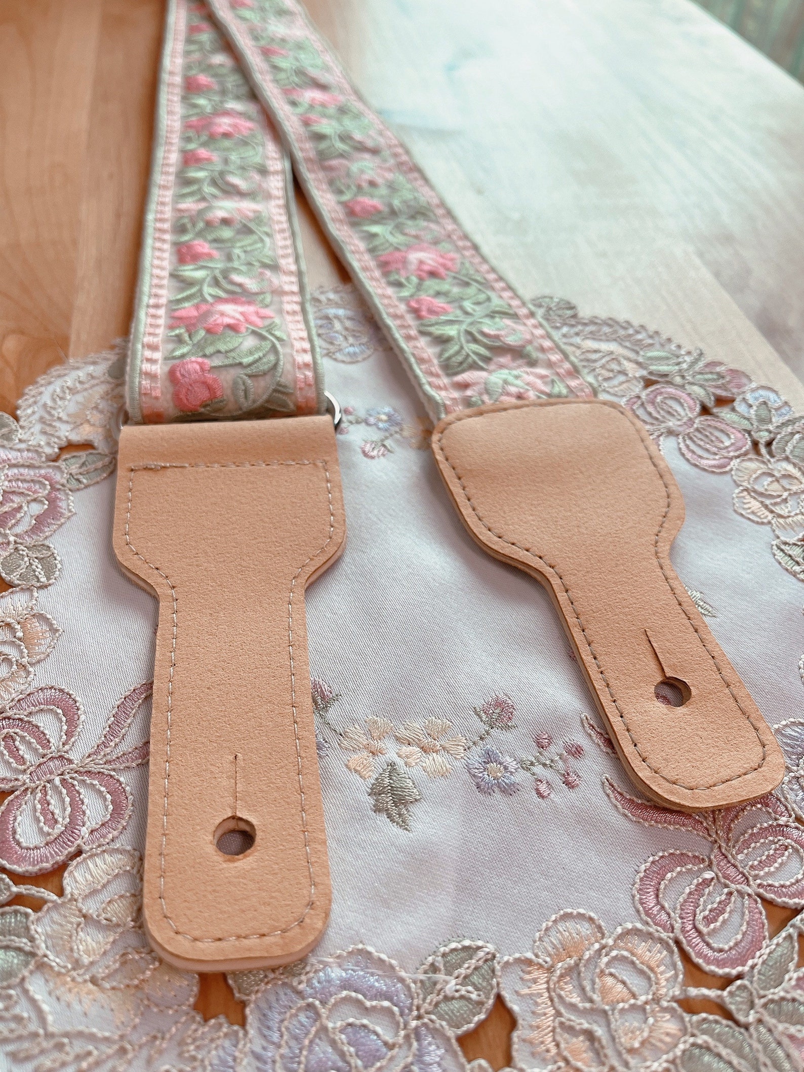 Floral Country Style Embroidery Lace Harp Strap Ukulele Strap Guitar ...