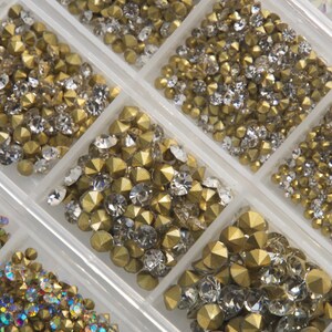 950pcs Pointed Back Rhinestones for Jewelry Nail Supply/ Culet Diamond ...