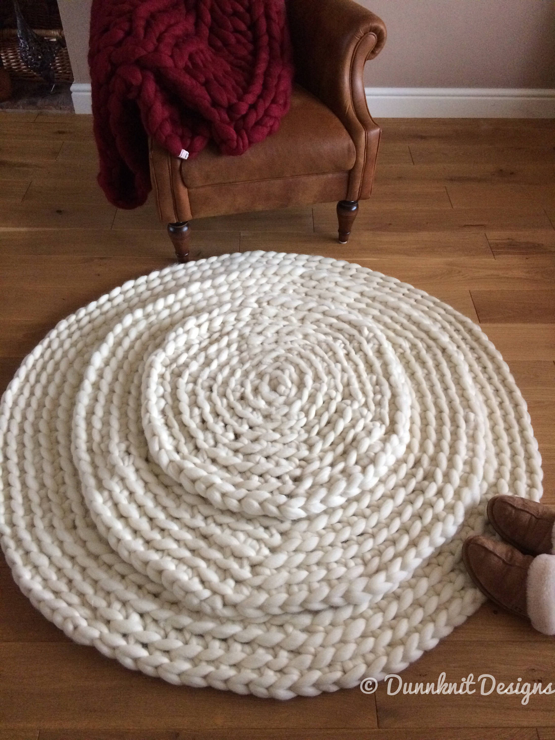 The Christleton Round Rug in Chunky Knit Shetland or Merino - Etsy