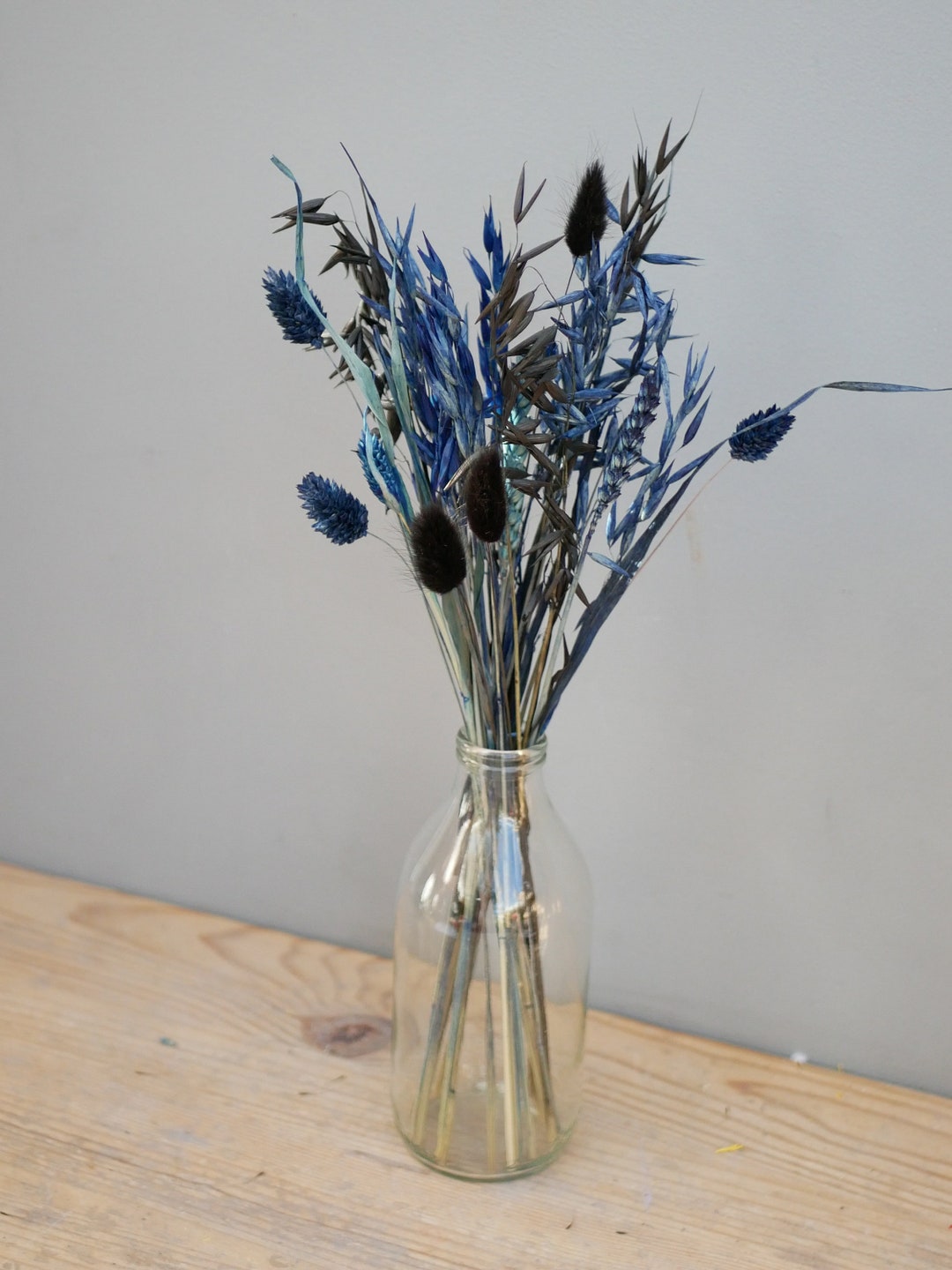 Mix of 4 Dried Navy Blue & Black Wheat Stems/ Canary Grass / Oat Dried ...