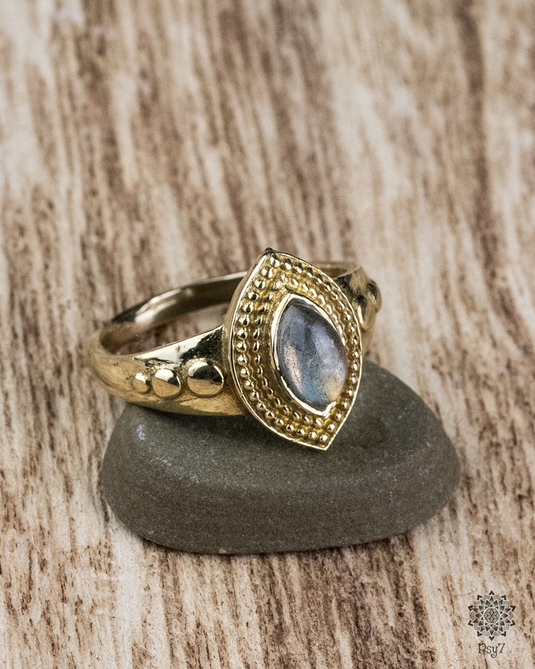 Labradorite Ring - Brass - Golden - Albin - Etsy New Zealand