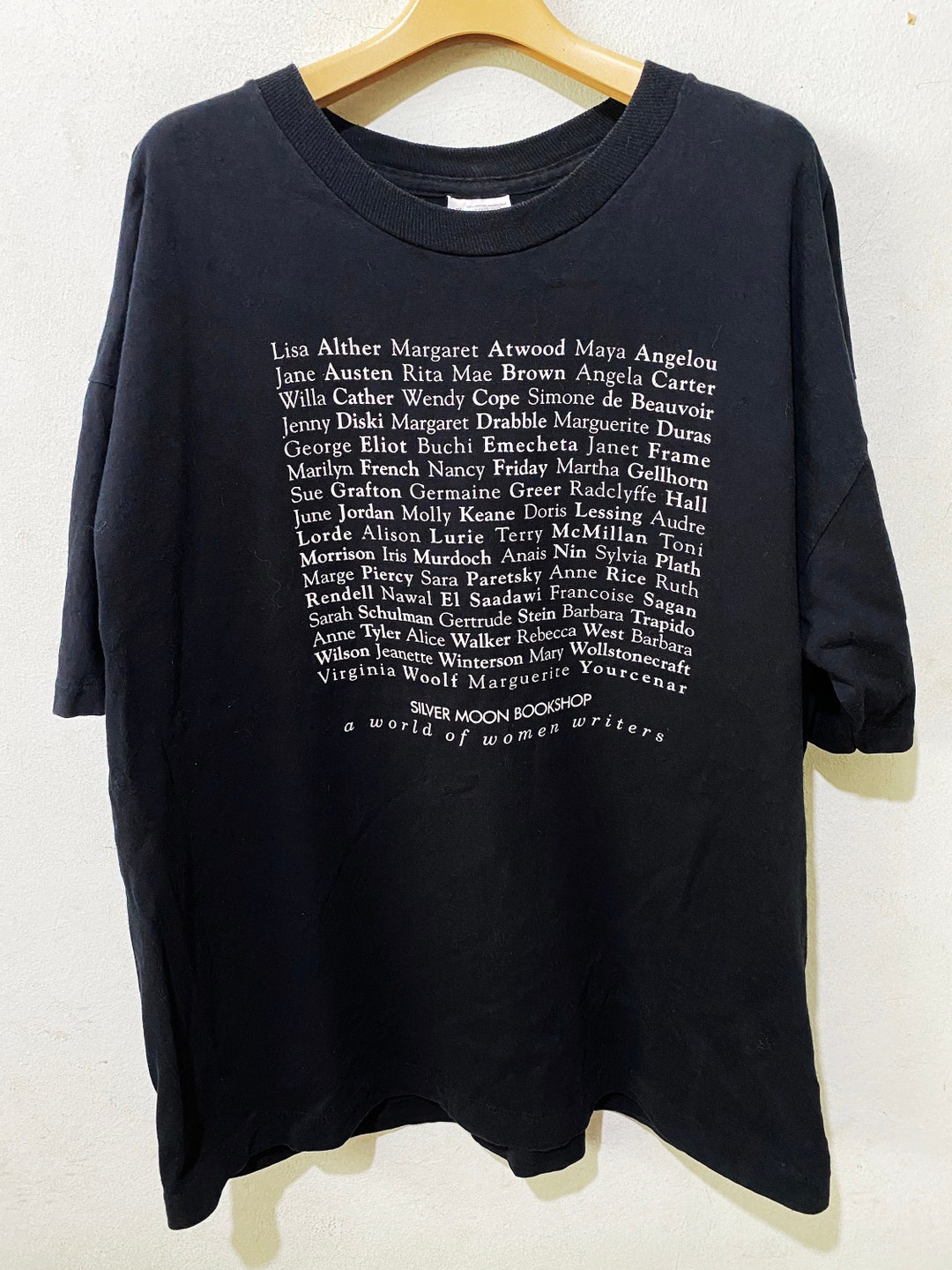 Vintage Silver Moon Bookshop Shirt Size XL - Etsy