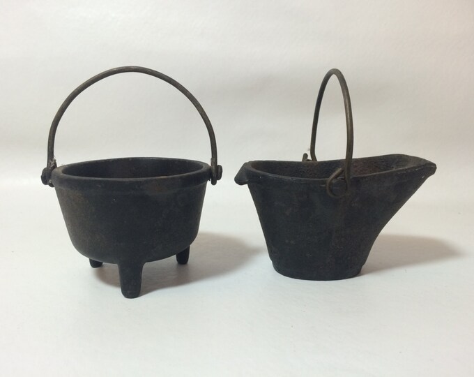 1900's Wilton Cast Iron Miniature Cauldron & Ash Buket - Etsy