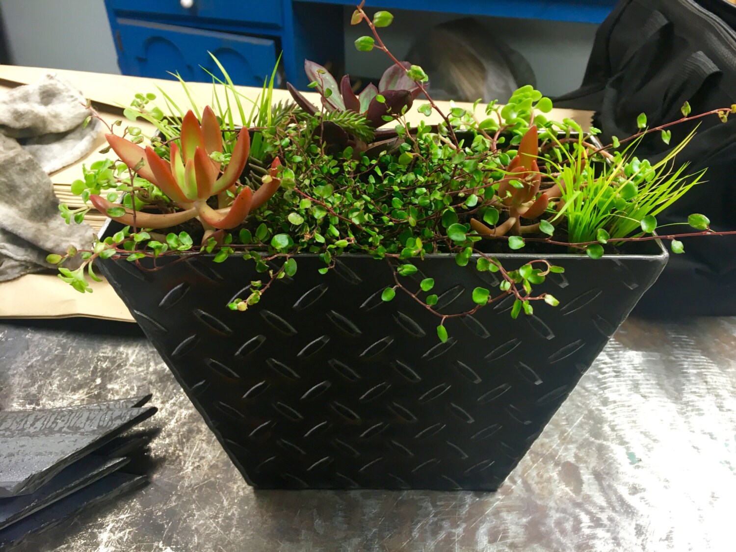 Diamond Plate Metal Flower Pot/planter - Etsy