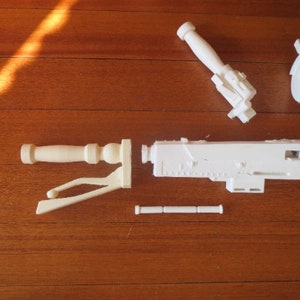 Lifesize Aliens Smartgun Rifle Resin Kit. Sci Fi Cosplay Rifle is 1:1 ...