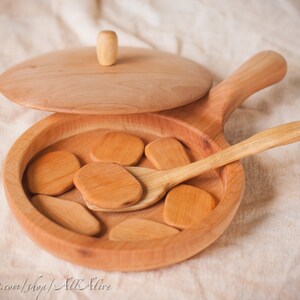 Wooden Toy Big Pan With Lid Spatula Pancakes Wood Play Food Children ...