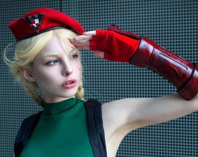Cammy White Street Fighter Red Gloves Gauntlets and Beret Cosplay ...