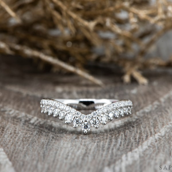 Gold Chevron Wedding Band - Etsy