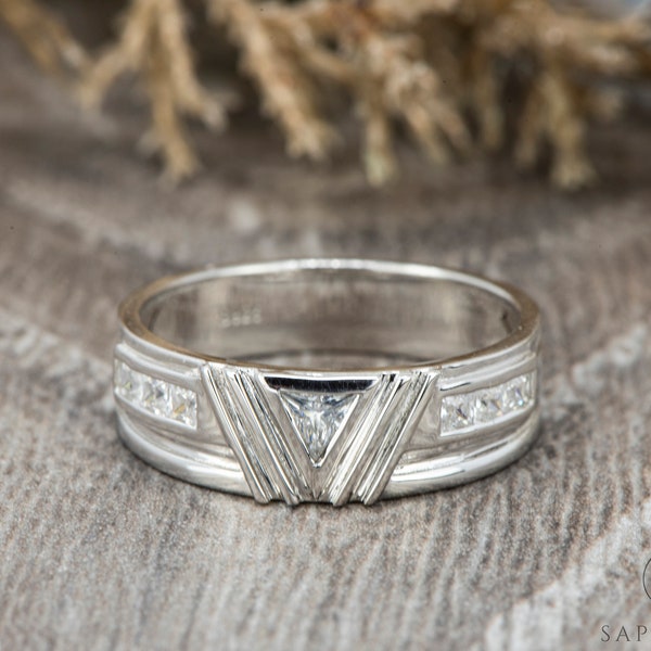 Triangle Wedding Band Men - Etsy