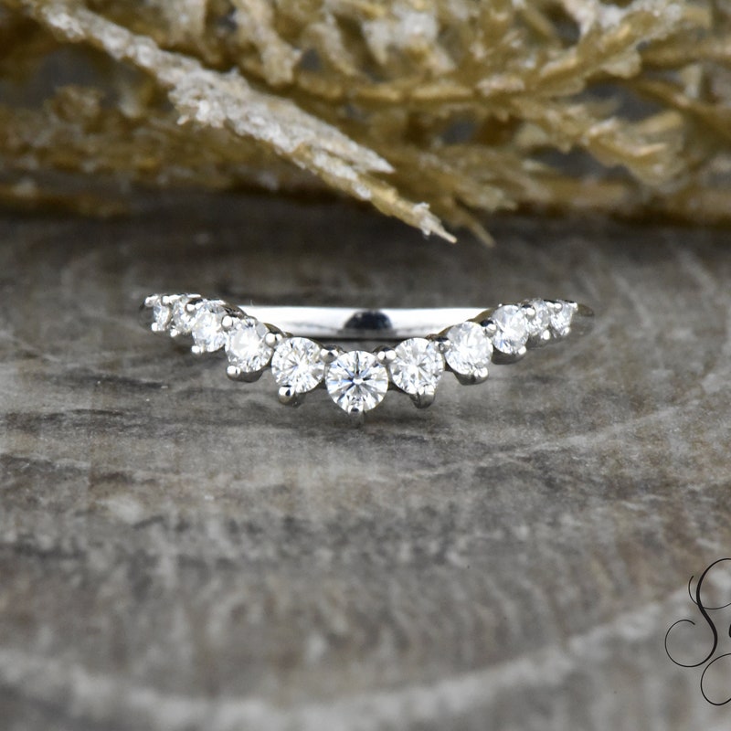 Contour Wedding Band - Etsy