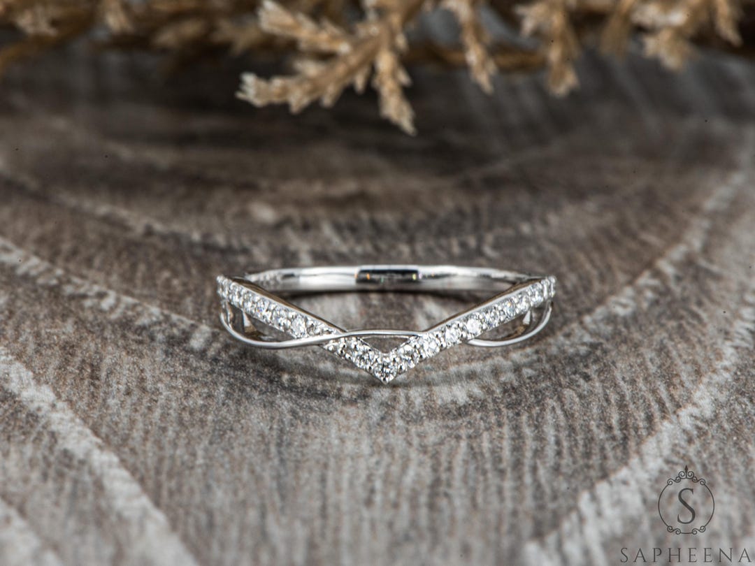 Solid Gold Diamond Band, Infinity Twist Wedding Ring, Unique V-shaped Stacking Band, Curved ...
